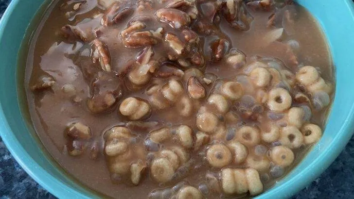 Cheerio Praline Clusters - Out of the Box Baking