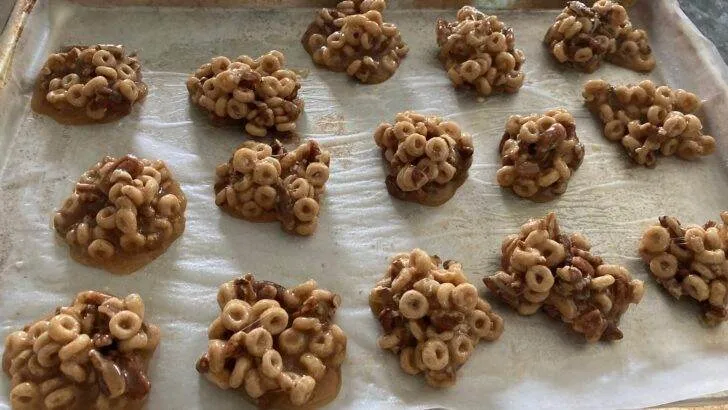 Cheerio Praline Clusters - Out of the Box Baking